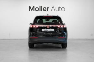 Black Volkswagen Tiguan 2026 in Vilnius, with an engine capacity of 1.50 L and mileage of 11 thousand km for 32600 €, photo 7 on AUTOMOTO.COM.LV