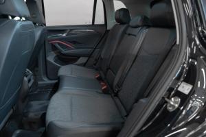 Black Volkswagen Tiguan 2026 in Vilnius, with an engine capacity of 1.50 L and mileage of 11 thousand km for 32600 €, photo 21 on AUTOMOTO.COM.LV