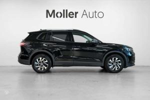 Black Volkswagen Tiguan 2026 in Vilnius, with an engine capacity of 1.50 L and mileage of 11 thousand km for 32600 €, photo 5 on AUTOMOTO.COM.LV