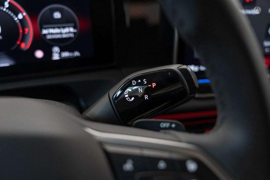 Black Volkswagen Tiguan 2026 in Vilnius, with an engine capacity of 1.50 L and mileage of 11 thousand km for 32600 €, photo 12 on AUTOMOTO.COM.LV