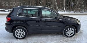 Black Volkswagen Tiguan 2008 in Riga, with an engine capacity of 2.00 L and mileage of 265 thousand km for 6650 €, photo 3 on AUTOMOTO.COM.LV
