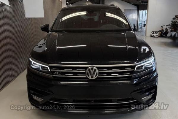 Melns Volkswagen Tiguan 2020 Tartu, ar dzinēja tilpumu 0.00 L un nobraukumu 119 tūkst. km par 27400 €, foto 2 vietnē AUTOMOTO.COM.LV