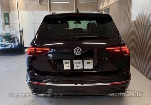 Melns Volkswagen Tiguan 2020 Tartu, ar dzinēja tilpumu 0.00 L un nobraukumu 119 tūkst. km par 27400 €, foto 5 vietnē AUTOMOTO.COM.LV