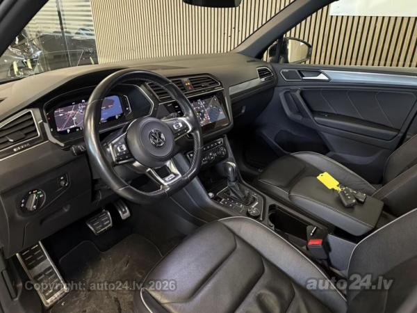 Melns Volkswagen Tiguan 2020 Tartu, ar dzinēja tilpumu 0.00 L un nobraukumu 119 tūkst. km par 27400 €, foto 7 vietnē AUTOMOTO.COM.LV