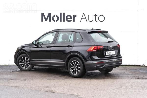 Black Volkswagen Tiguan 2021 in Riga, with an engine capacity of 1.50 L and mileage of 107 thousand km for 20650 €, photo 3 on AUTOMOTO.COM.LV