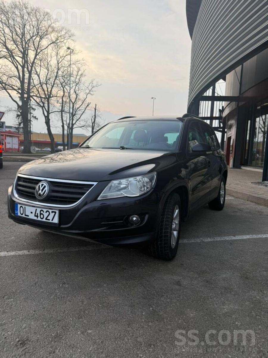 Melns Volkswagen Tiguan 2008 Rīga, ar dzinēja tilpumu 2.00 L un nobraukumu 0 tūkst. km par 4900 €, foto 3 vietnē AUTOMOTO.COM.LV