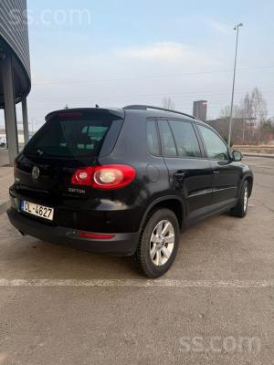Melns Volkswagen Tiguan 2008 Rīga, ar dzinēja tilpumu 2.00 L un nobraukumu 0 tūkst. km par 4900 €, foto 5 vietnē AUTOMOTO.COM.LV
