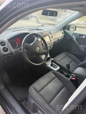 Melns Volkswagen Tiguan 2008 Rīga, ar dzinēja tilpumu 2.00 L un nobraukumu 0 tūkst. km par 4900 €, foto 7 vietnē AUTOMOTO.COM.LV