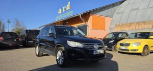 Black Volkswagen Tiguan 2008 in Valmiera, with an engine capacity of 2.00 L and mileage of 326 thousand km for 2950 €, photo  on AUTOMOTO.COM.LV