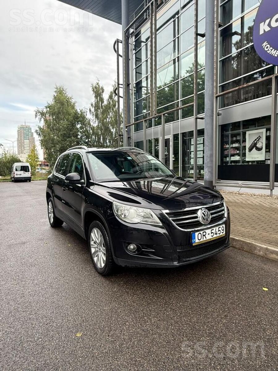 Melns Volkswagen Tiguan 2008 Rīga, ar dzinēja tilpumu 2.00 L un nobraukumu 0 tūkst. km par 5500 €, foto 3 vietnē AUTOMOTO.COM.LV