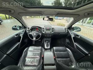 Melns Volkswagen Tiguan 2008 Rīga, ar dzinēja tilpumu 2.00 L un nobraukumu 0 tūkst. km par 5500 €, foto 6 vietnē AUTOMOTO.COM.LV
