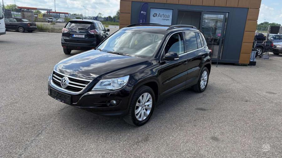 Melns Volkswagen Tiguan 2009 Marijampole, ar dzinēja tilpumu 2.00 L un nobraukumu 310 tūkst. km par 5550 €, foto 9 vietnē AUTOMOTO.COM.LV