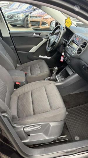 Melns Volkswagen Tiguan 2009 Marijampole, ar dzinēja tilpumu 2.00 L un nobraukumu 310 tūkst. km par 5550 €, foto 12 vietnē AUTOMOTO.COM.LV