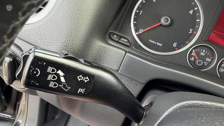 Melns Volkswagen Tiguan 2009 Marijampole, ar dzinēja tilpumu 2.00 L un nobraukumu 310 tūkst. km par 5550 €, foto 26 vietnē AUTOMOTO.COM.LV