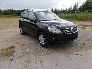 Black Volkswagen Tiguan 2009 in Utena, with an engine capacity of 1.97 L and mileage of 314 thousand km for 6200 €, photo  on AUTOMOTO.COM.LV