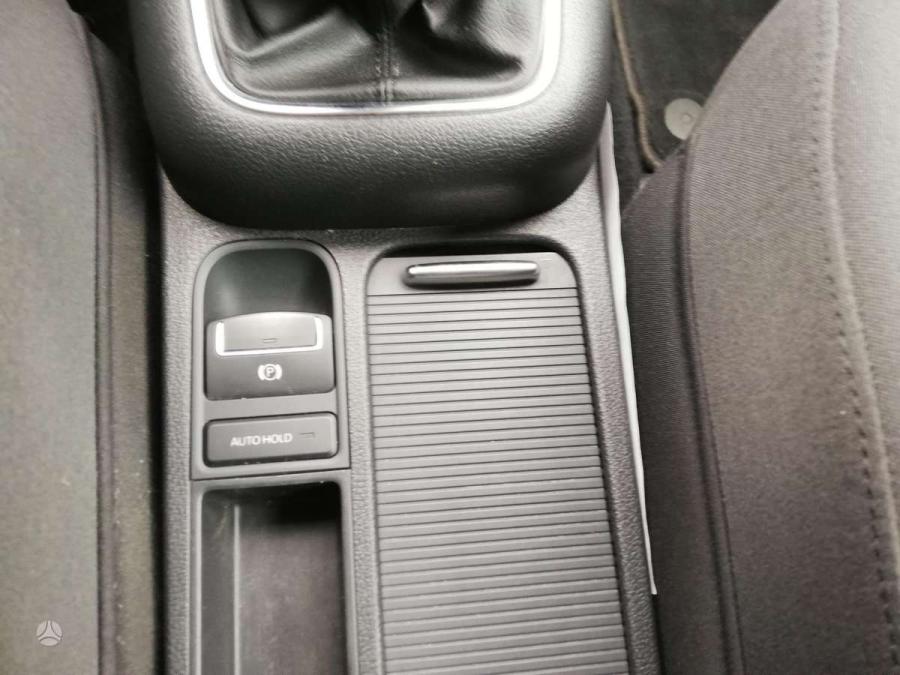Black Volkswagen Tiguan 2009 in Utena, with an engine capacity of 1.97 L and mileage of 314 thousand km for 6200 €, photo 13 on AUTOMOTO.COM.LV