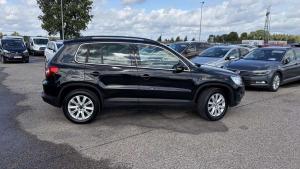 Melns Volkswagen Tiguan 2009 Marijampole, ar dzinēja tilpumu 2.00 L un nobraukumu 310 tūkst. km par 5200 €, foto 3 vietnē AUTOMOTO.COM.LV