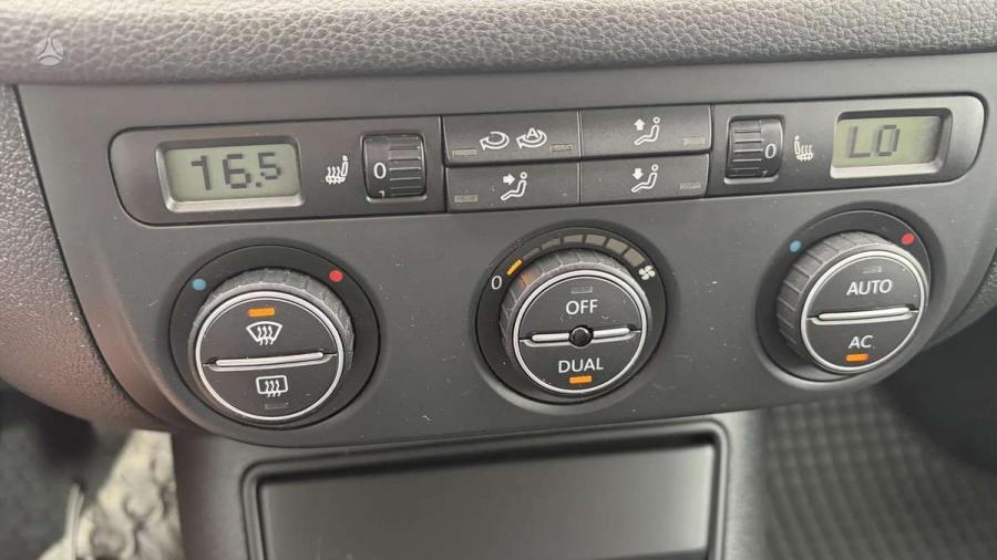 Melns Volkswagen Tiguan 2009 Marijampole, ar dzinēja tilpumu 2.00 L un nobraukumu 310 tūkst. km par 5200 €, foto 23 vietnē AUTOMOTO.COM.LV
