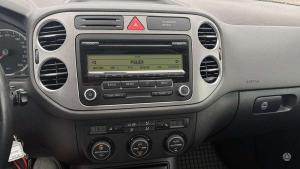 Melns Volkswagen Tiguan 2009 Marijampole, ar dzinēja tilpumu 2.00 L un nobraukumu 310 tūkst. km par 5200 €, foto 24 vietnē AUTOMOTO.COM.LV