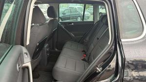 Melns Volkswagen Tiguan 2009 Marijampole, ar dzinēja tilpumu 2.00 L un nobraukumu 310 tūkst. km par 5200 €, foto 30 vietnē AUTOMOTO.COM.LV