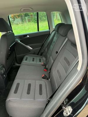 Melns Volkswagen Tiguan 2009 Mažeikiai, ar dzinēja tilpumu 2.00 L un nobraukumu 174 tūkst. km par 6200 €, foto 22 vietnē AUTOMOTO.COM.LV