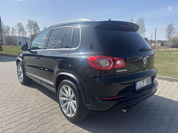 Melns Volkswagen Tiguan 2010 Kauņa, ar dzinēja tilpumu 2.00 L un nobraukumu 230 tūkst. km par 5990 €, foto 8 vietnē AUTOMOTO.COM.LV
