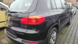 Black Volkswagen Tiguan 2012 in Marijampole, with an engine capacity of 1.40 L and mileage of 170 thousand km for 4500 €, photo 4 on AUTOMOTO.COM.LV