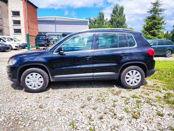 Melns Volkswagen Tiguan 2012 Prienai, ar dzinēja tilpumu 1.40 L un nobraukumu 202 tūkst. km par 6500 €, foto 2 vietnē AUTOMOTO.COM.LV