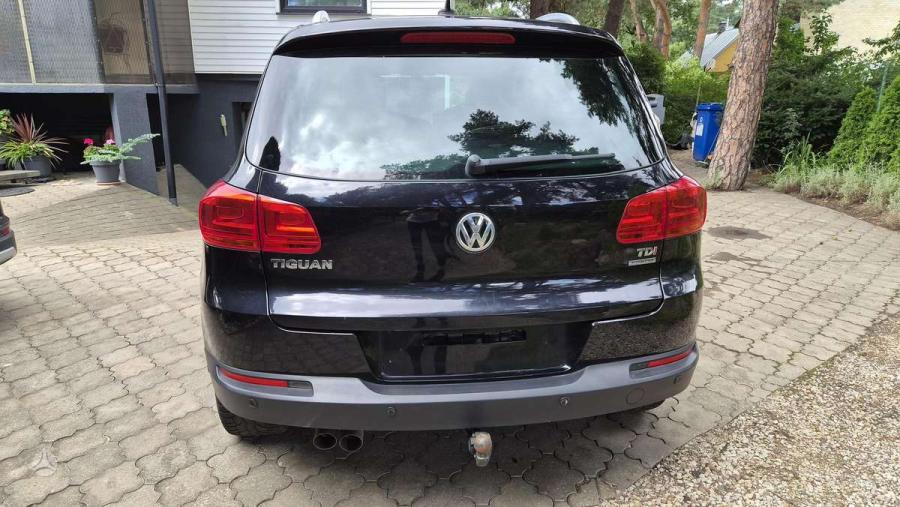 Melns Volkswagen Tiguan 2013 Kauņa, ar dzinēja tilpumu 2.00 L un nobraukumu 150 tūkst. km par 4500 €, foto 16 vietnē AUTOMOTO.COM.LV