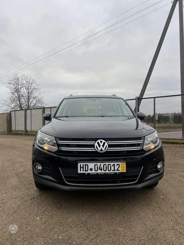 Melns Volkswagen Tiguan 2014 Utena, ar dzinēja tilpumu 2.00 L un nobraukumu 188 tūkst. km par 10300 €, foto 2 vietnē AUTOMOTO.COM.LV