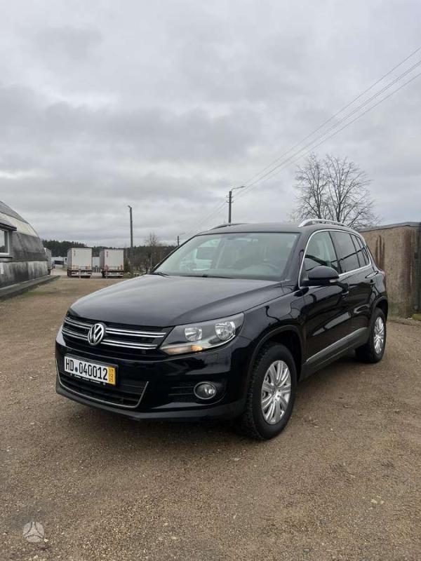 Melns Volkswagen Tiguan 2014 Utena, ar dzinēja tilpumu 2.00 L un nobraukumu 188 tūkst. km par 10300 €, foto 3 vietnē AUTOMOTO.COM.LV