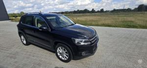 Black Volkswagen Tiguan 2015 in Siauliai, with an engine capacity of 1.97 L and mileage of 247 thousand km for 9450 €, photo 8 on AUTOMOTO.COM.LV