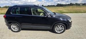 Black Volkswagen Tiguan 2015 in Siauliai, with an engine capacity of 1.97 L and mileage of 247 thousand km for 9450 €, photo 10 on AUTOMOTO.COM.LV