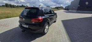 Black Volkswagen Tiguan 2015 in Siauliai, with an engine capacity of 1.97 L and mileage of 247 thousand km for 9450 €, photo 12 on AUTOMOTO.COM.LV