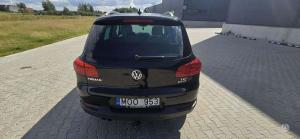 Black Volkswagen Tiguan 2015 in Siauliai, with an engine capacity of 1.97 L and mileage of 247 thousand km for 9450 €, photo 15 on AUTOMOTO.COM.LV