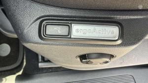Black Volkswagen Tiguan 2017 in Marijampole, with an engine capacity of 2.00 L and mileage of 201 thousand km for 15100 €, photo 17 on AUTOMOTO.COM.LV