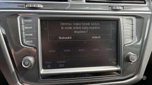 Black Volkswagen Tiguan 2017 in Marijampole, with an engine capacity of 2.00 L and mileage of 201 thousand km for 15100 €, photo 30 on AUTOMOTO.COM.LV