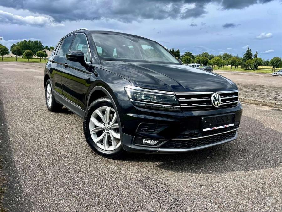 Melns Volkswagen Tiguan 2018 Kauņa, ar dzinēja tilpumu 2.00 L un nobraukumu 221 tūkst. km par 16999 €, foto 1 vietnē AUTOMOTO.COM.LV