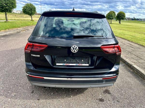 Melns Volkswagen Tiguan 2018 Kauņa, ar dzinēja tilpumu 2.00 L un nobraukumu 221 tūkst. km par 16999 €, foto 6 vietnē AUTOMOTO.COM.LV
