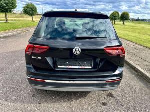 Melns Volkswagen Tiguan 2018 Kauņa, ar dzinēja tilpumu 2.00 L un nobraukumu 221 tūkst. km par 16999 €, foto 7 vietnē AUTOMOTO.COM.LV