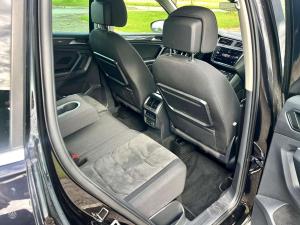 Melns Volkswagen Tiguan 2018 Kauņa, ar dzinēja tilpumu 2.00 L un nobraukumu 221 tūkst. km par 16999 €, foto 29 vietnē AUTOMOTO.COM.LV