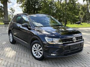 Melns Volkswagen Tiguan 2018 Kauņa, ar dzinēja tilpumu 1.97 L un nobraukumu 256 tūkst. km par 14299 €, foto  vietnē AUTOMOTO.COM.LV