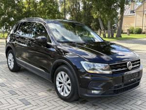 Melns Volkswagen Tiguan 2018 Kauņa, ar dzinēja tilpumu 1.97 L un nobraukumu 256 tūkst. km par 14299 €, foto 3 vietnē AUTOMOTO.COM.LV