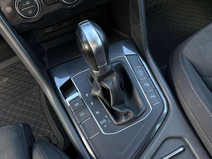 Melns Volkswagen Tiguan 2018 Kauņa, ar dzinēja tilpumu 1.97 L un nobraukumu 256 tūkst. km par 14299 €, foto 28 vietnē AUTOMOTO.COM.LV