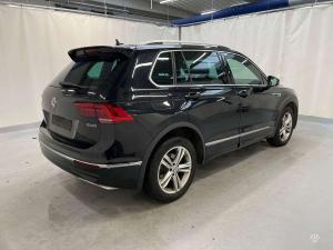 Melns Volkswagen Tiguan 2020 Kretinga, ar dzinēja tilpumu 2.00 L un nobraukumu 105 tūkst. km par 23800 €, foto 2 vietnē AUTOMOTO.COM.LV