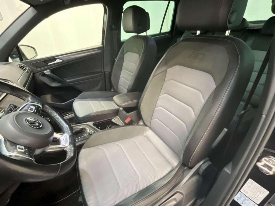Melns Volkswagen Tiguan 2020 Kretinga, ar dzinēja tilpumu 2.00 L un nobraukumu 105 tūkst. km par 23800 €, foto 16 vietnē AUTOMOTO.COM.LV