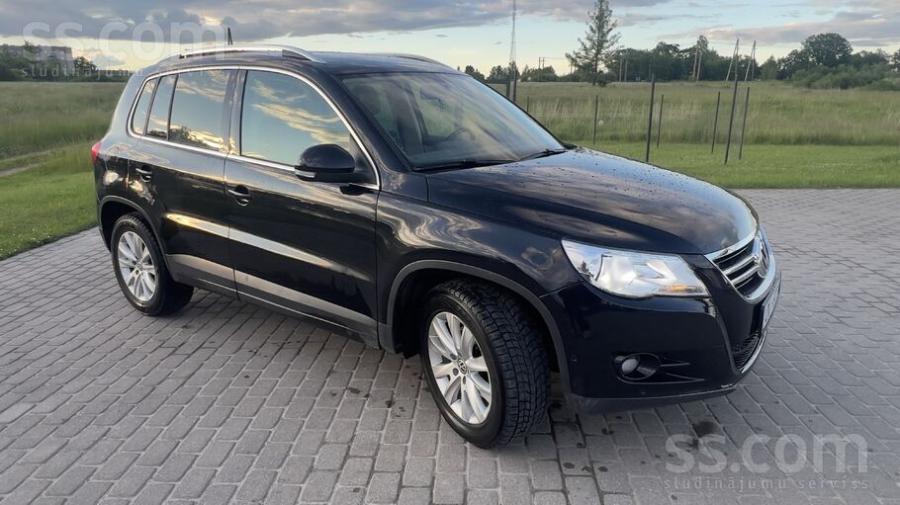 Melns Volkswagen Tiguan 2008 Rīga, ar dzinēja tilpumu 2.00 L un nobraukumu 132 tūkst. km par 6700 €, foto 1 vietnē AUTOMOTO.COM.LV