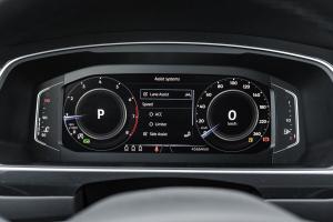 Melns Volkswagen Tiguan 2021 Mārupe, ar dzinēja tilpumu 1.50 L un nobraukumu 46 tūkst. km par 28200 €, foto 14 vietnē AUTOMOTO.COM.LV