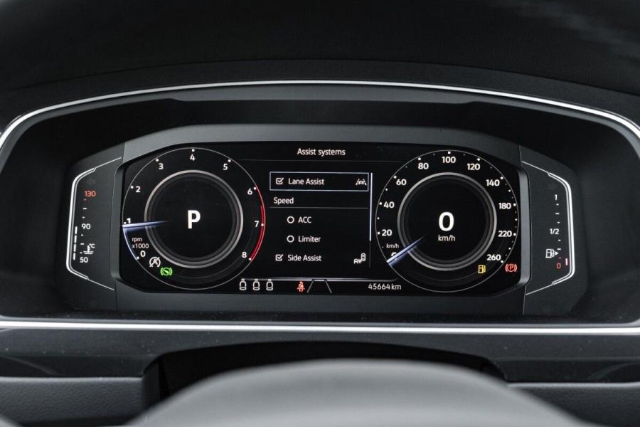 Melns Volkswagen Tiguan 2021 Mārupe, ar dzinēja tilpumu 1.50 L un nobraukumu 46 tūkst. km par 28200 €, foto 14 vietnē AUTOMOTO.COM.LV