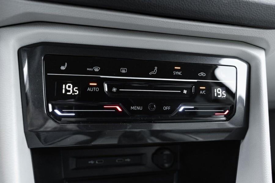 Melns Volkswagen Tiguan 2021 Mārupe, ar dzinēja tilpumu 1.50 L un nobraukumu 46 tūkst. km par 28200 €, foto 25 vietnē AUTOMOTO.COM.LV